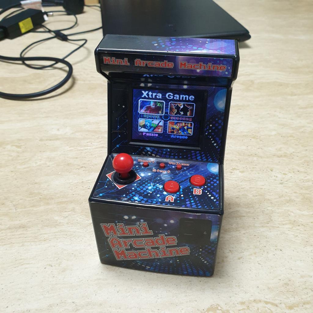 mini retro arcade machine in B63 Dudley für £ 12,00 zum Verkauf | Shpock AT