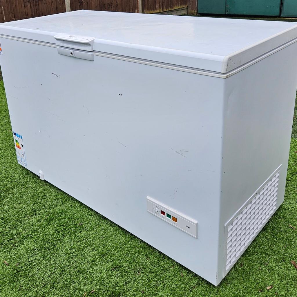 WHIRLPOOL chest freezer (443L) - Delivery * in B70 Bromwich für £ 375 ...