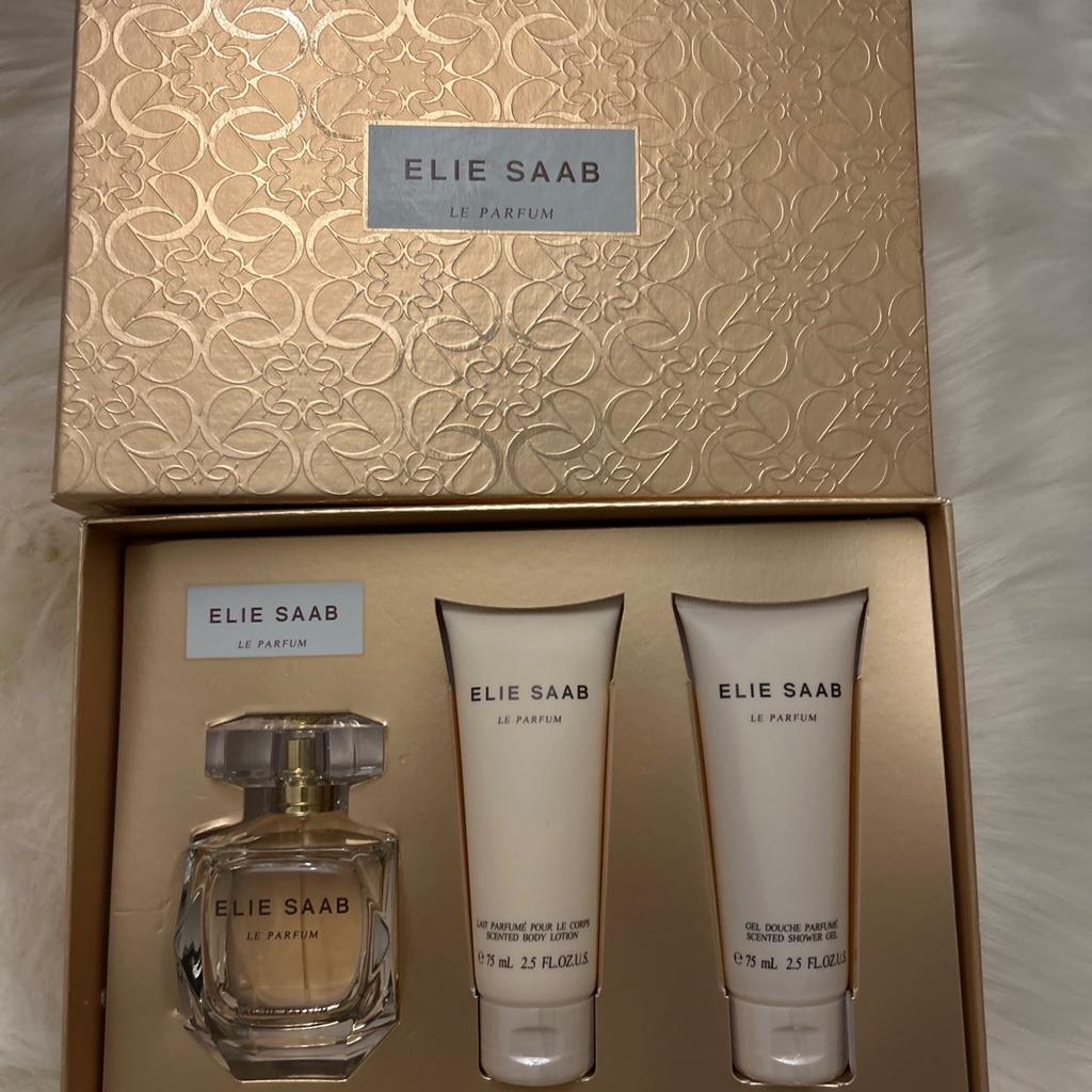 Ellie Saab perfume set in SS13 Basildon für 40,00 £ zum Verkauf | Shpock DE