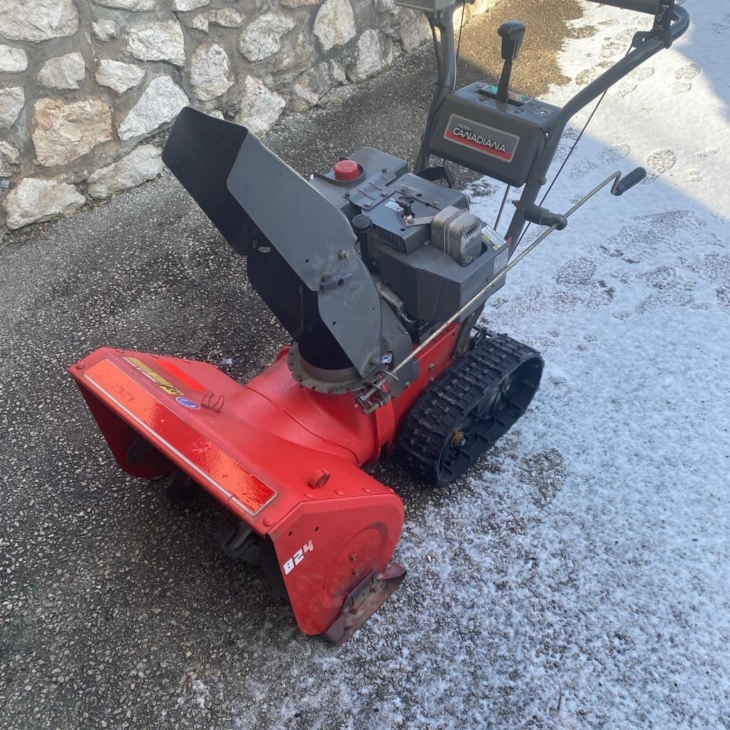 Schneefräse Raupenantrieb in 6134 Vomp for €750.00 for sale | Shpock
