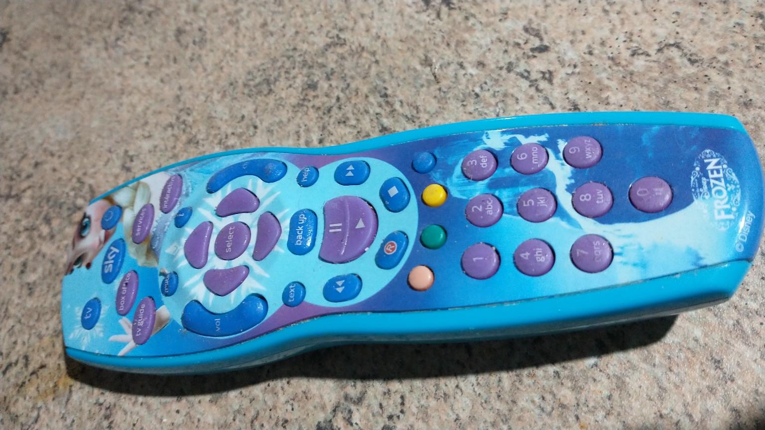 'FROVEN' SKY+ HD REMOTE. in S70 Barnsley für 10,00 £ zum Verkauf ...