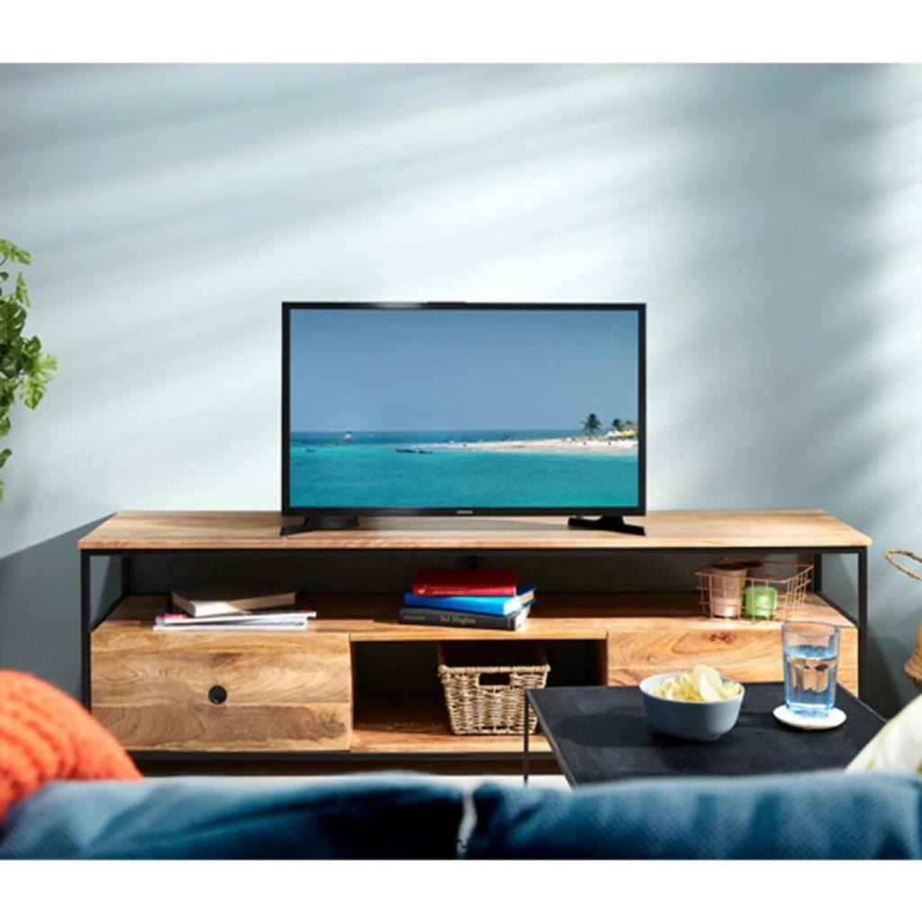 SAMSUNG UE32T5300, 32 inch, Full HD, Smart TV in E16 London für 150,00 ...