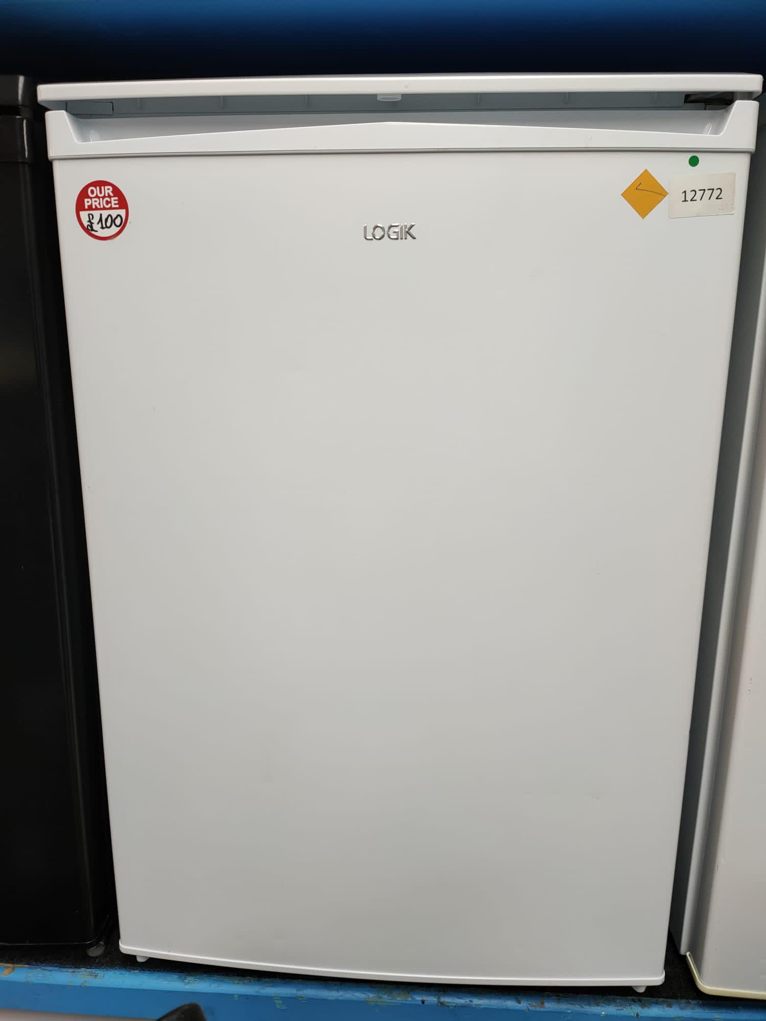 Ex display Logik under counter Fridge in PR1 Preston für 100,00 £ zum ...
