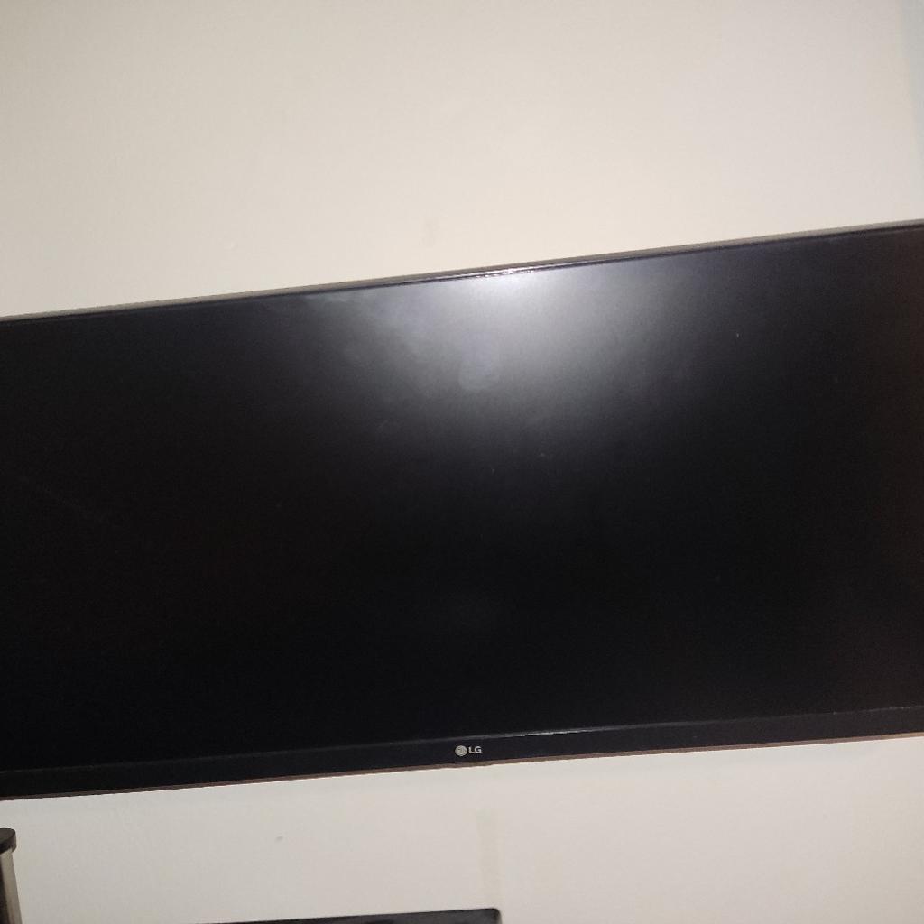 PC Turm & Monitor in 5202 Neumarkt am Wallersee für 350,00 € zum ... PC Turm & Monitor in 5202 Neumarkt am Wallersee für 350,00 € zum ...