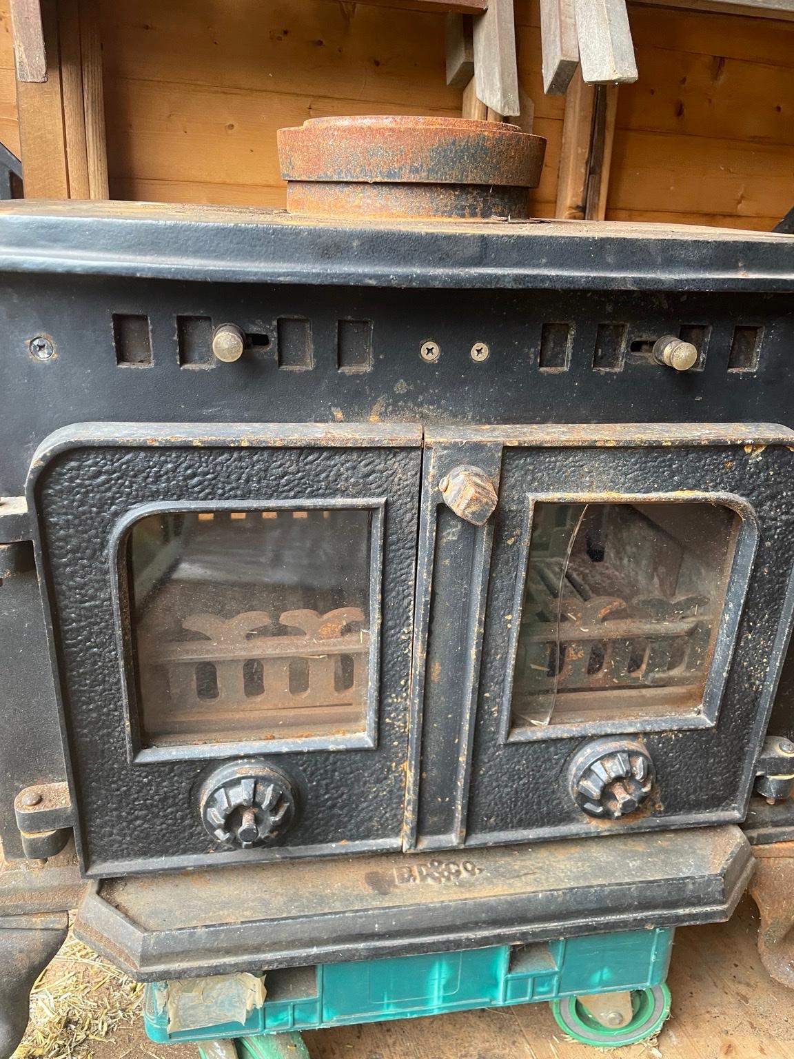 Cast iron fire in ME15 Maidstone for £200.00 for sale | Shpock