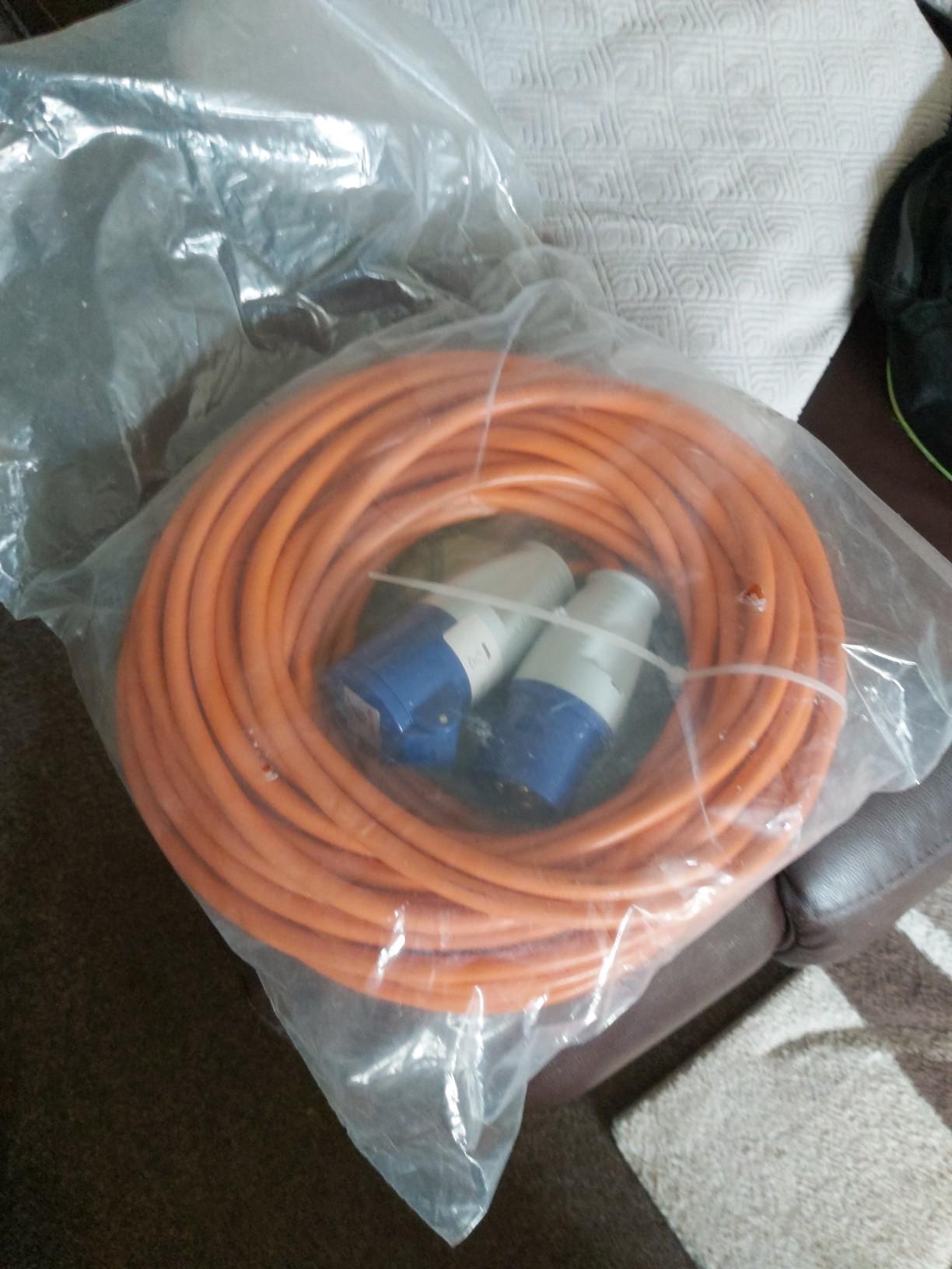Caravan 25 metre power cable plus carrier in LE3 Glenfield for £35.00 ...
